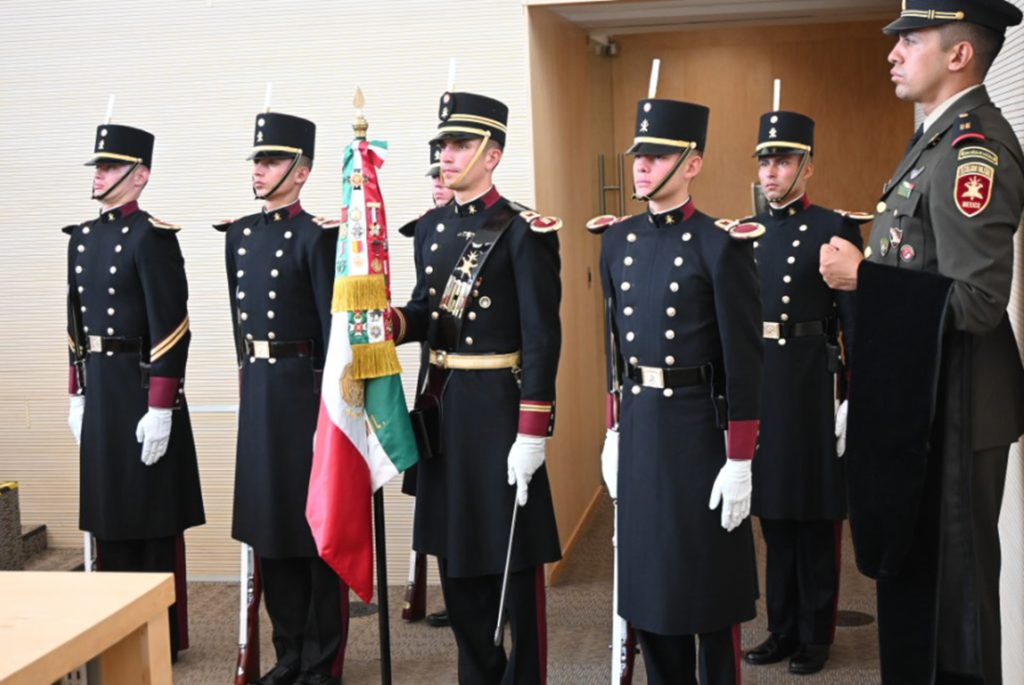 Honran en Guanajuato el bicentenario del Heroico Colegio Militar - El Buen Ciudadano
